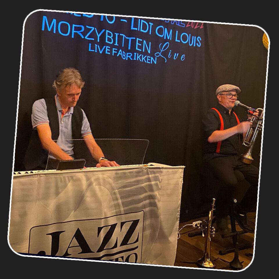JAZZ MED TO - Jazz Med To